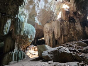 Explore The Enchanting Depths Of Lawa Cave In Kanchanaburi » River Kwai ...